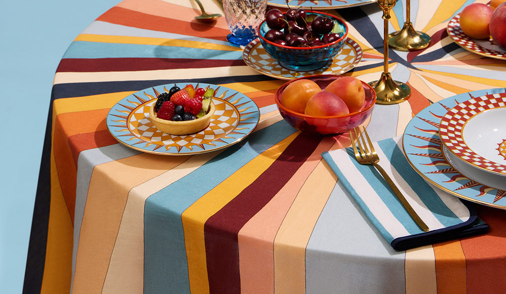 Table Linen: Colorful Tablecloths & Napkins | La DoubleJ