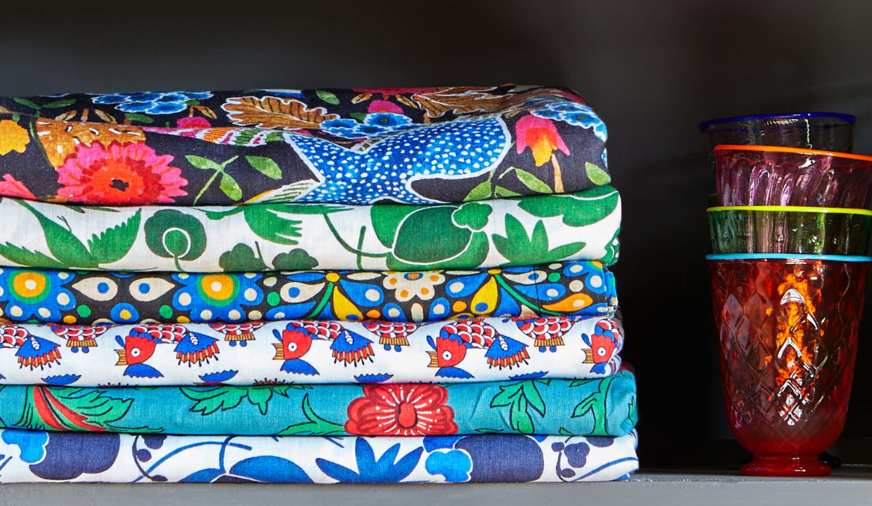 Table Linen: Colorful Tablecloths & Napkins | La DoubleJ